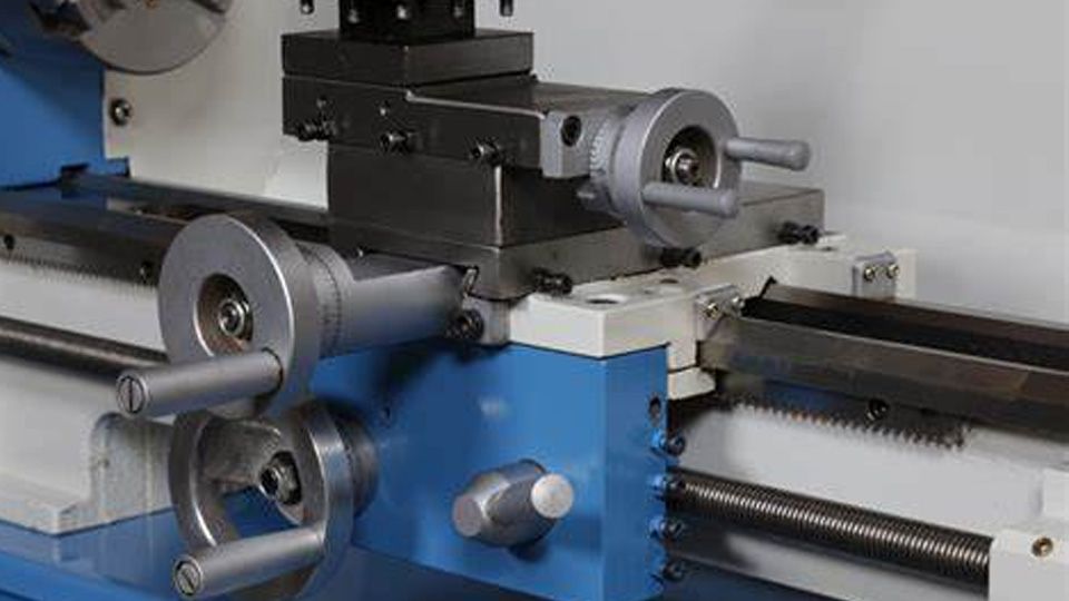 Lathes Machine Tool | J&M Machine Tools